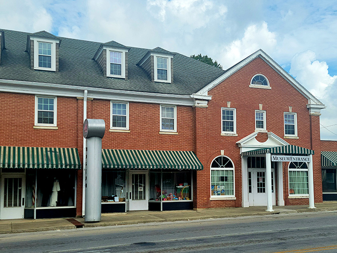 Monticello&rsquo;s downtown blends small-town charm with everyday convenience &mdash; where classic brick buildings and friendly storefronts welcome you right in.