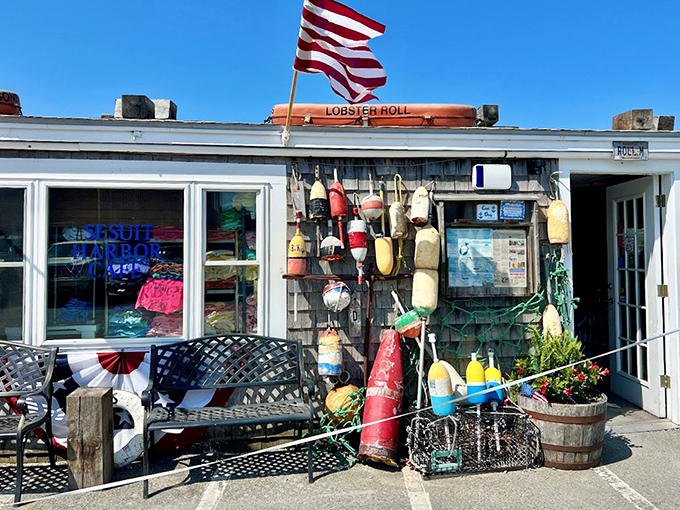 Sesuit Harbor Cafe looks like the kind of secret spot locals try to keep to themselves. The "if you know, you know" of seafood destinations.