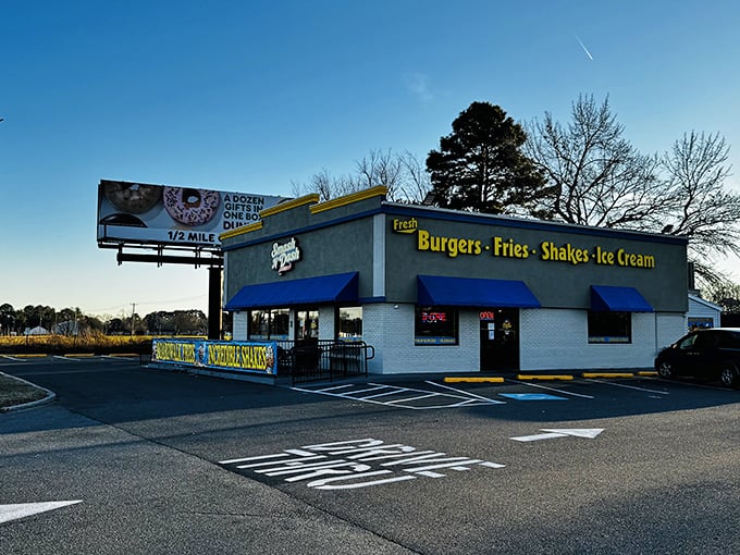 Small-town charm meets big-time flavor at this welcoming Laurel roadside favorite.