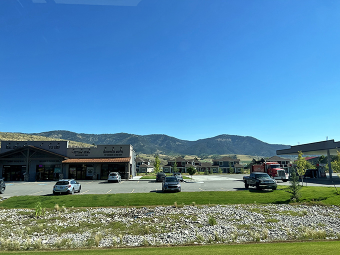 Swan Valley's mountain paradise unfolds like nature's own masterpiece, where every view deserves a postcard.