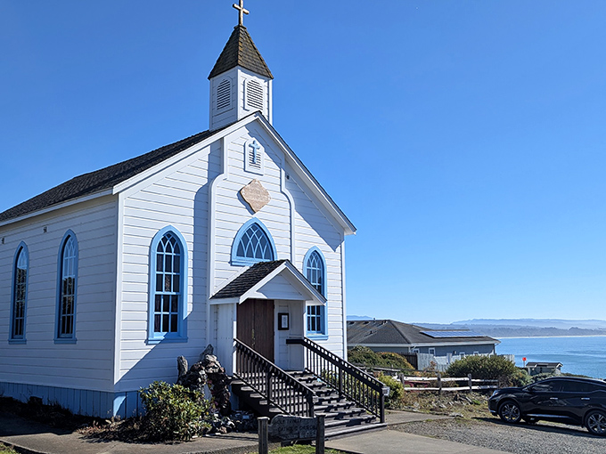 Trinidad's Eatery serves up ocean views with a side of comfort food. The sign alone makes you hungry for whatever the catch of the day might be.