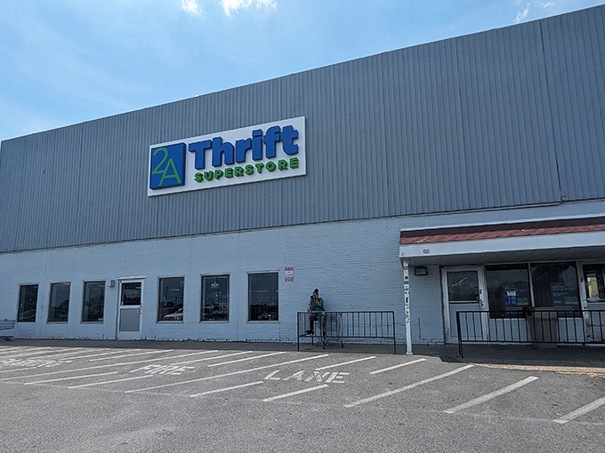 Like finding an all-you-can-eat buffet when you're starving, this Pennsauken giant satisfies even the most ravenous bargain appetite.