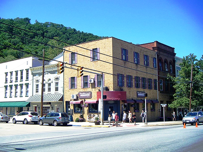 Berkeley Springs' historic buildings have witnessed centuries of visitors seeking healing waters, romantic getaways, and the perfect small-town escape.