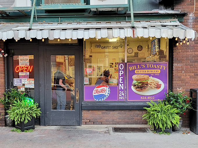 Through these doors, time stands still. Bill's Toasty serves up nostalgia between two buns, with a side of small-town charm that can't be beat.