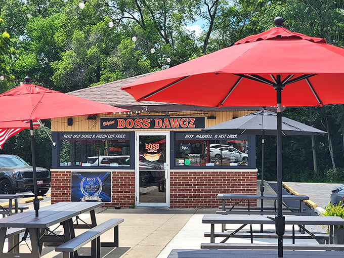 Those cheerful red umbrellas aren't just for show &ndash; they're sheltering some of the best outdoor hot dog dining in Lisle.
