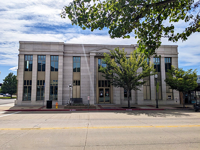 The city center stands ready to serve residents in Bountiful, where small-town services meet big-city convenience at affordable prices.