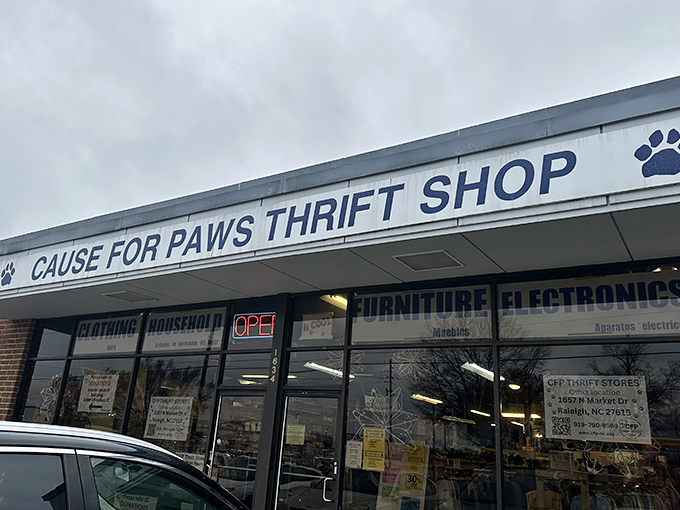 The straightforward signage at Cause for Paws tells you exactly what you'll find inside. Clothing, household items, and good karma all under one roof!