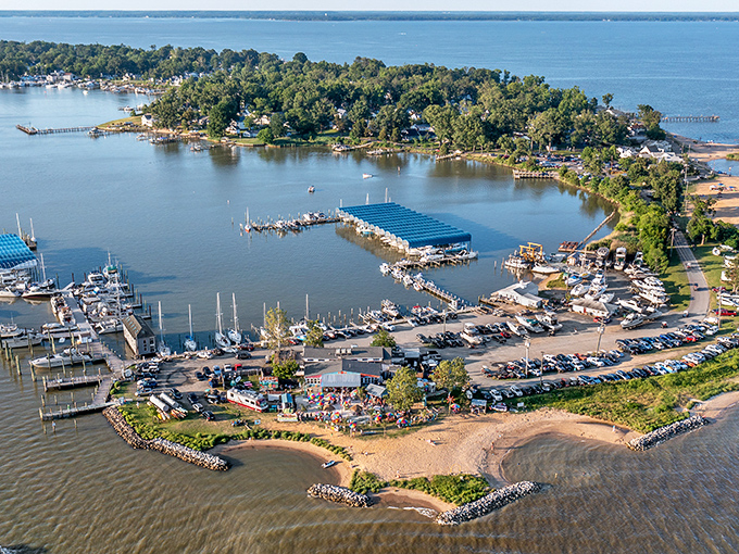 The pier reaches into the river like an invitation, perfect for fishing, strolling, or just watching the world go by.