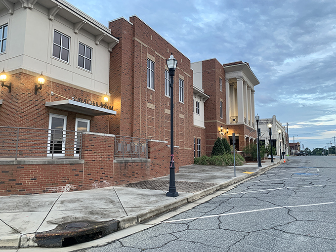 Streets in Cordele create the perfect backdrop for leisurely strolls and meaningful neighborhood conversations.
