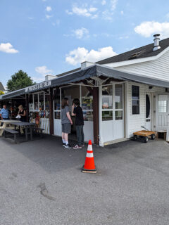 6 Amish Bakeries In Pennsylvania That Locals Swear Are The Best In The ...