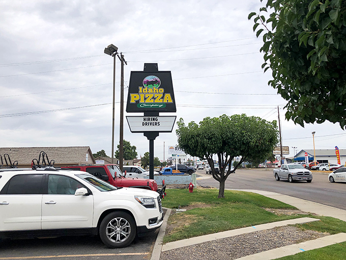 Local pizza joints serve up comfort food without the big-city attitude or prices.