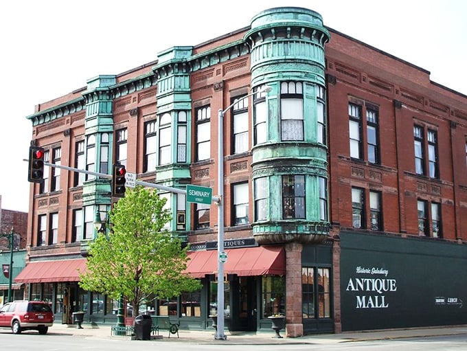 Corner office with a view! This copper-crowned Galesburg beauty wears its patina like a badge of honor&mdash;much like retirees wear their sensible spending habits.