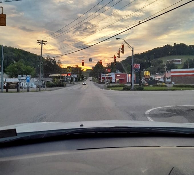 Sunrise hits Grafton just right, painting the historic buildings gold without charging a viewing fee whatsoever.