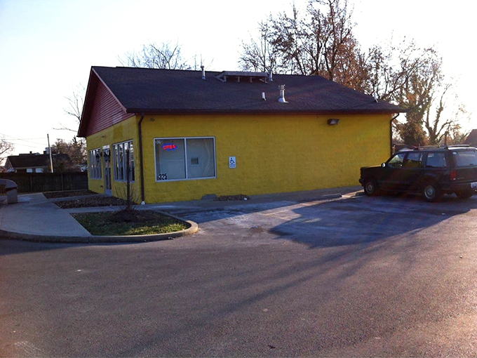 No frills, just thrills at this bright yellow chicken haven. Sometimes the best flavors come in the most straightforward packages.