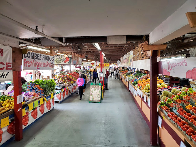 Fresh fruits and vegetables prove that flea markets nourish both your home and your budget.