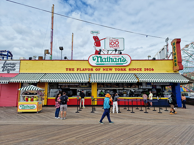 That iconic boardwalk backdrop makes every bite taste like summer vacation and childhood memories combined.