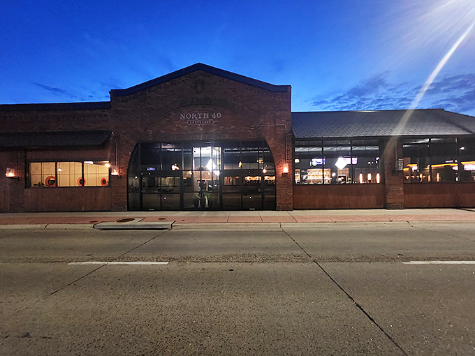 As dusk falls, North 40 Chophouse glows with promise—each window a portal to prime beef nirvana in the heart of Nebraska.