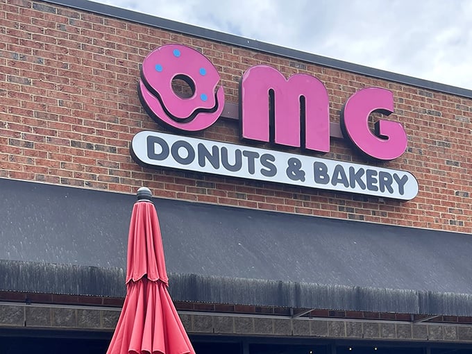 OMG's bold pink logo promises a donut experience worth texting your friends about. Spoiler alert: it delivers!