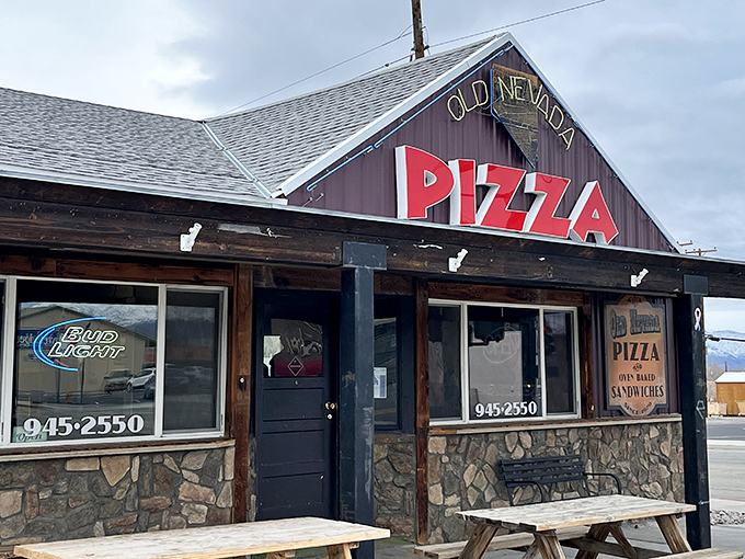 The corrugated metal exterior is just setting the stage for some seriously uncorrugated flavor inside.