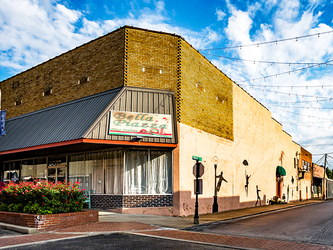 This antique shop-lined street looks like a treasure hunter's dream come true in northeast Arkansas.