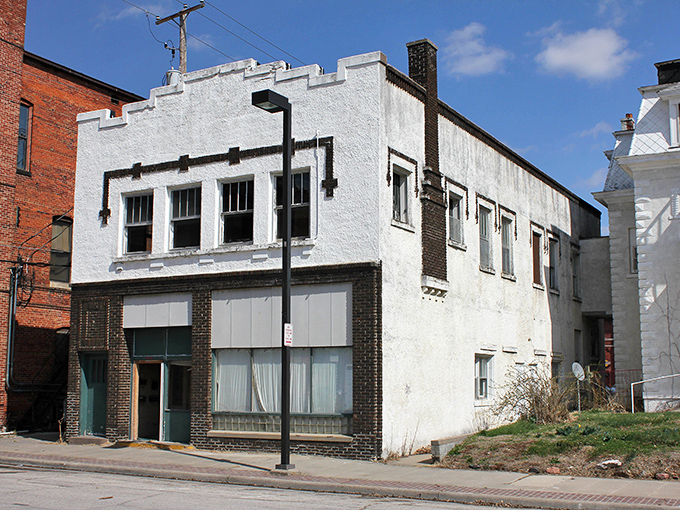 This elegant brick mansion showcases the architectural beauty that makes Red Oak a visual treat for history lovers.
