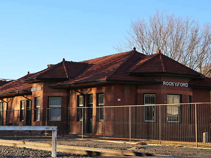 The railroad runs through Rocky Ford just like good deals run through every store and restaurant in town.