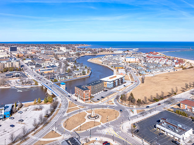 Sheboygan's lakefront location gives retirees million-dollar views without the million-dollar price tag&mdash;talk about retirement goals!