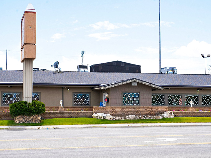 Smitty's wears its breakfast heritage proudly, like a favorite flannel shirt that just gets more comfortable over time.