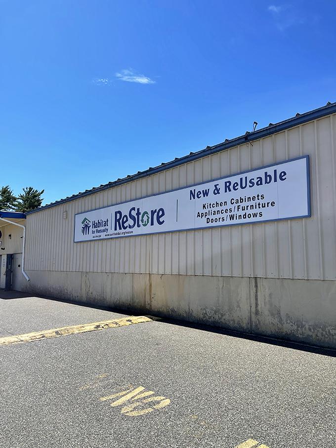 "New & ReUsable" proclaims the sign on this Habitat for Humanity store. Find cabinets, appliances, and furniture while supporting affordable housing.