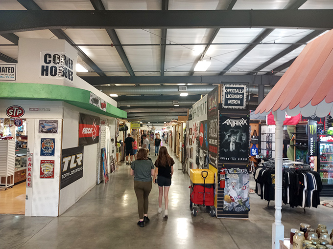 Long covered walkways stretch like treasure-filled highways, leading shoppers from one amazing discovery to the next.