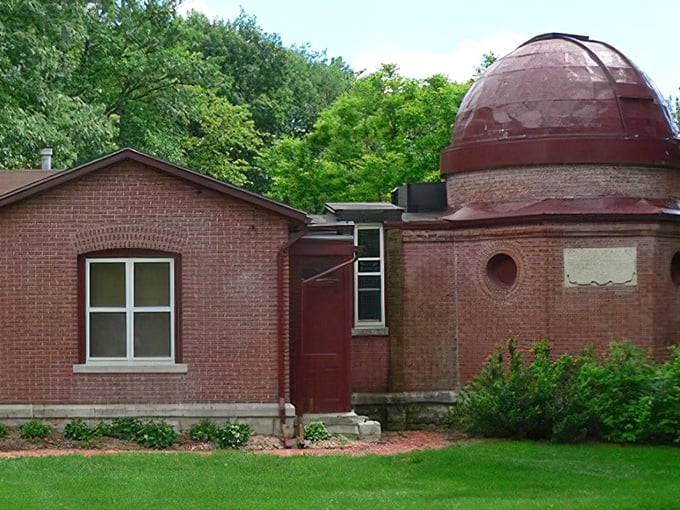 The Boswell Observatory doesn't just watch stars&mdash;it creates them in wide-eyed children who peer through its telescope for the first time.