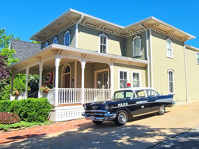 This sunshine-yellow Victorian house, complete with vintage police car, isn't a movie set&mdash;it's just another Tuesday in Chagrin Falls' picture-perfect historic district.