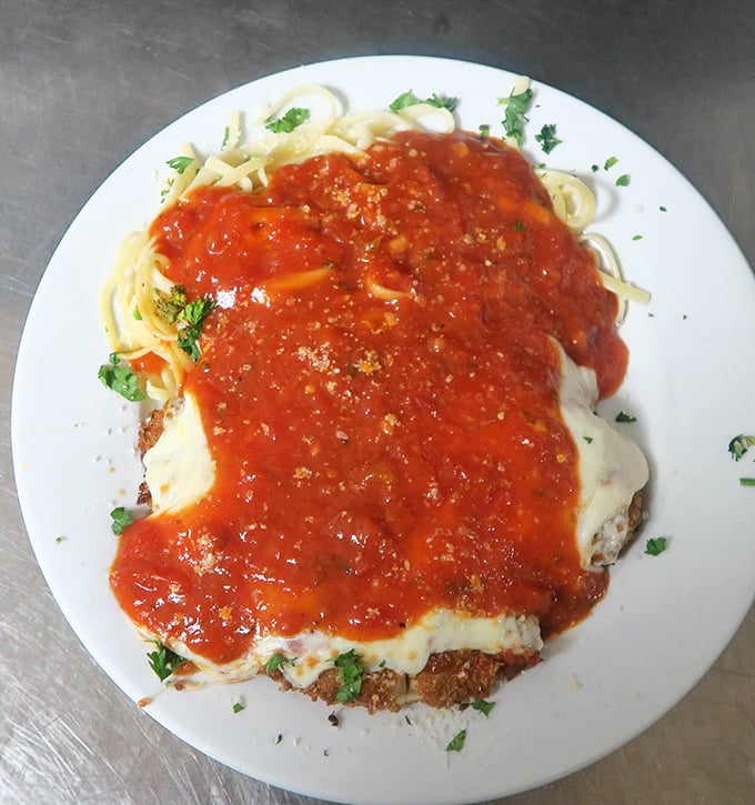 Spaghetti and chicken parmesan that doesn't just satisfy hunger&mdash;it creates a momentary Italian vacation right in Philadelphia.