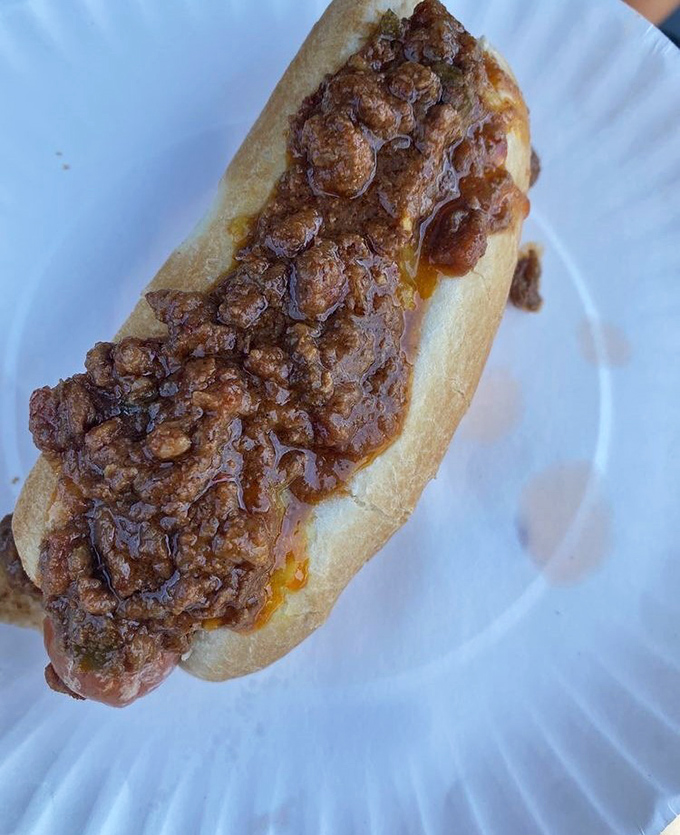 The chili dog at Rutt's isn't trying to win beauty contests&mdash;it's too busy conquering taste buds across New Jersey.