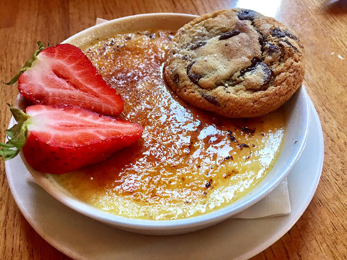 Not just dessert, but a moment of silence-inducing bliss. This cr&egrave;me br&ucirc;l&eacute;e with its perfect crackling top deserves its own thank-you note.