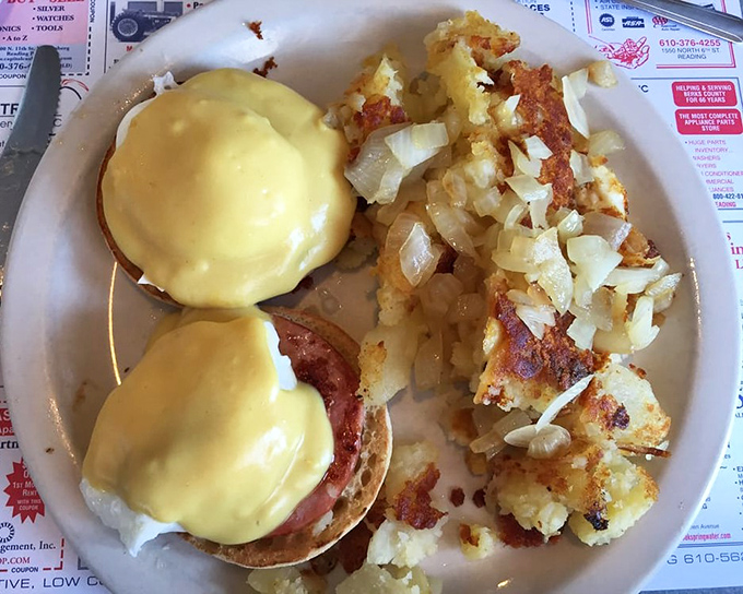 Eggs Benedict done right &ndash; perfectly poached eggs draped in hollandaise that's rich enough to apply for its own credit card.