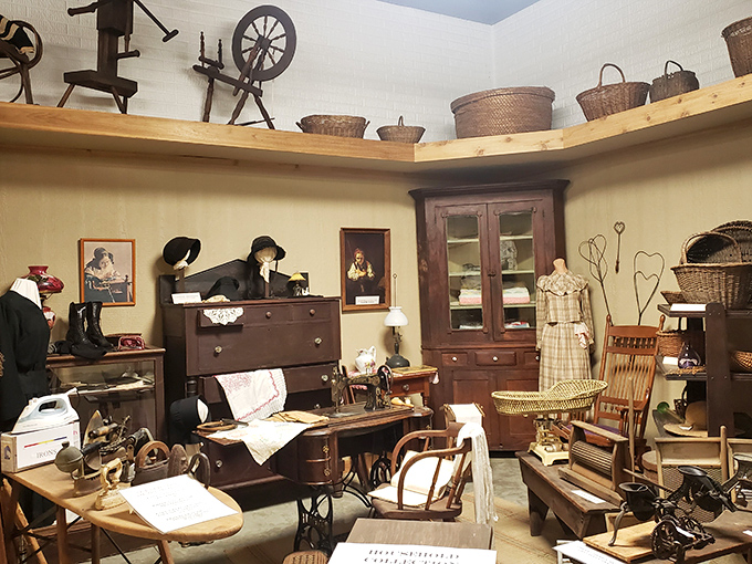 A museum of everyday life where spinning wheels weren't exercise equipment and baskets weren't decorative&mdash;they were essential household technology.