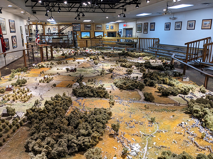 The Gettysburg Diorama brings the battle to life in miniature form&mdash;like the world's most historically accurate model train set, minus the trains but with 100% more pivotal American history.
