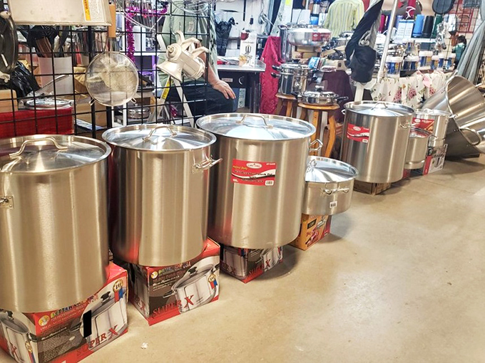 Industrial-sized cookware for serious kitchen business. These aren't your average pots—they're family reunion tamale production equipment.