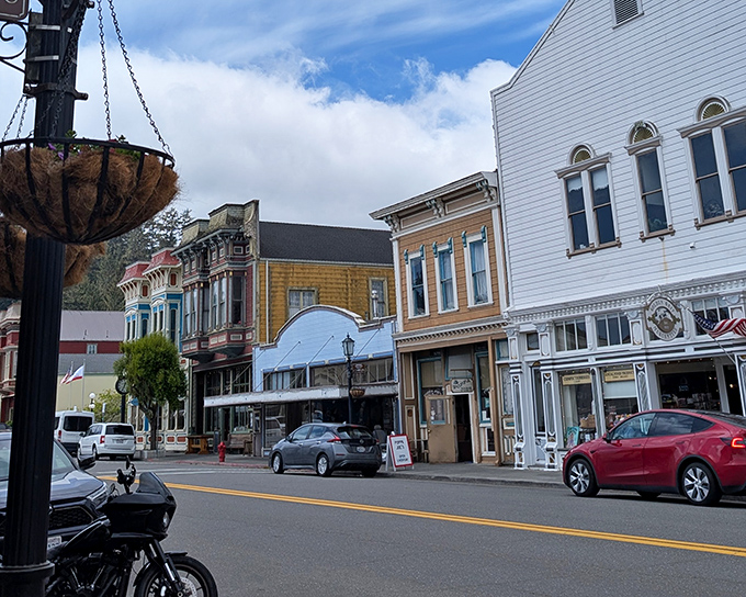 The Main Street doesn't just tell time—it reminds visitors they've stepped into a place where rushing feels almost sacrilegious.