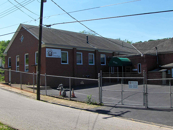 This unassuming brick building houses the Museum of Radio & Technology, where yesterday's cutting-edge gadgets remind us how quickly "revolutionary" becomes "retro."