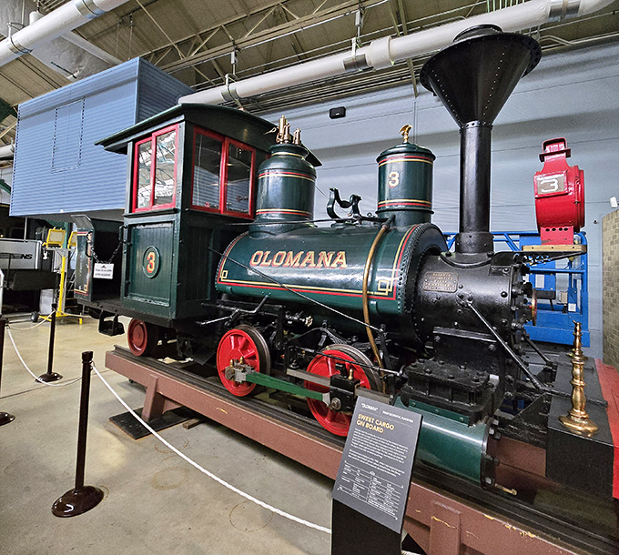 The emerald-green Olomana locomotive proves that even industrial machines can have personality and flair.