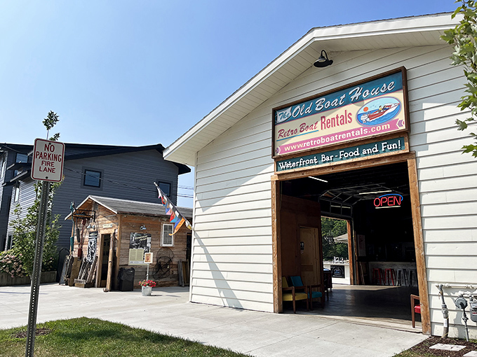 Retro Boat Rentals promises waterfront adventures and memories you'll definitely embellish when retelling later.