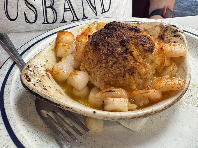 Not just seafood&mdash;it's a seafood commitment. That golden-topped crab cake surrounded by scallops is Gettysburg's answer to coastal cuisine.