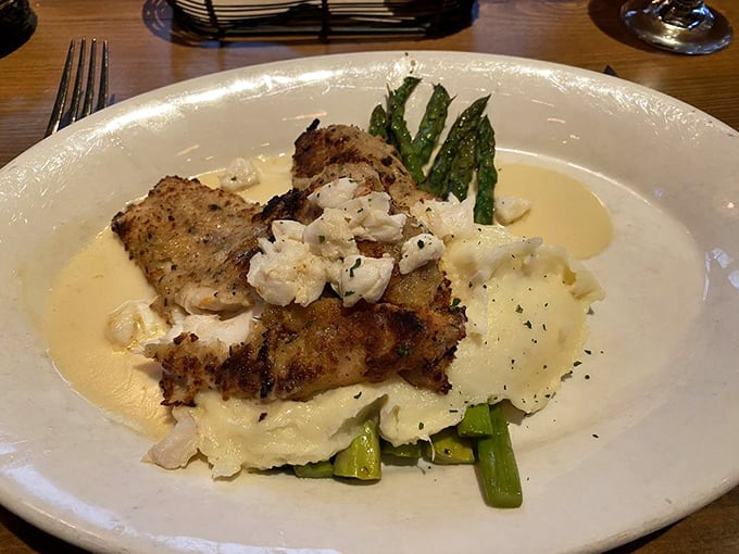 Ritz Cracker Walleye proves Midwesterners know their freshwater fish deserves the same respect as any ocean-dwelling cousin.