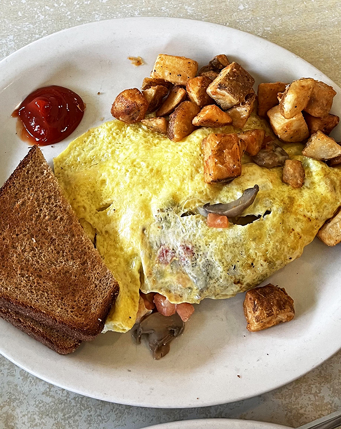 This Western omelet doesn't need fancy ingredients to impress&mdash;just perfectly cooked eggs, fresh fillings, and home fries that could make a potato farmer weep with joy.