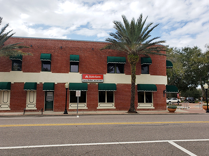 Brick-and-mortar businesses with actual humans who remember your name&mdash;a refreshing alternative to websites that can't even remember your password.