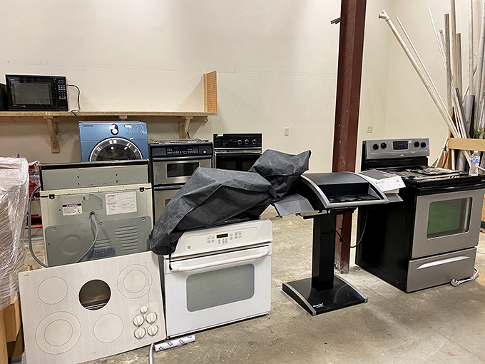 The appliance graveyard isn't so grim when these refrigerators and stoves are priced to move. Your kitchen renovation budget just got a serious upgrade.