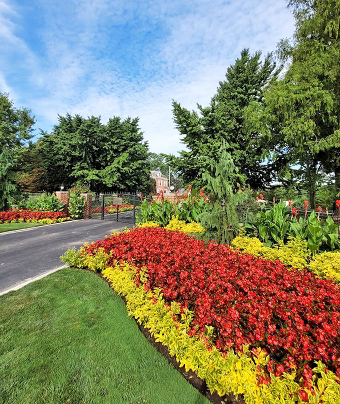 Ohio's answer to the Yellow Brick Road! These vibrant flower beds greet visitors with a color palette that would make even Dorothy do a double-take.