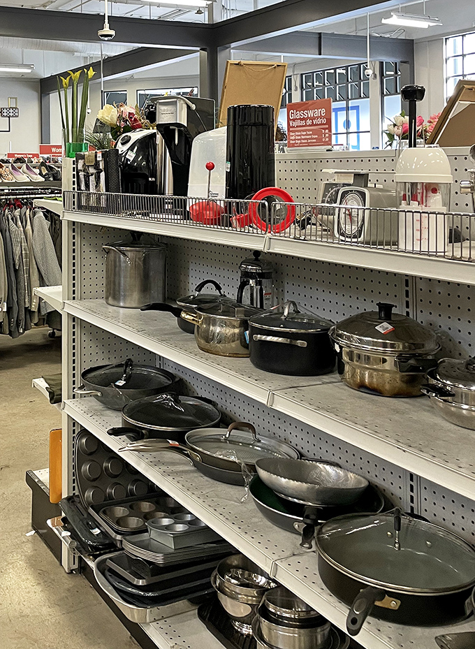 Cookware heaven for aspiring chefs and apartment dwellers alike. Someone's rejected All-Clad could be your kitchen salvation.